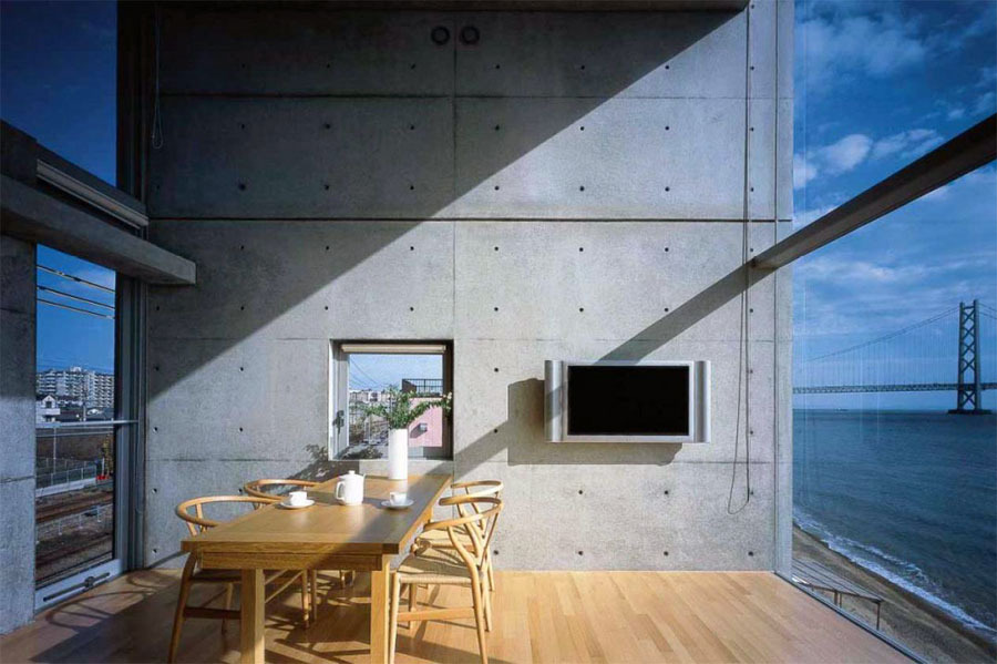 4 x 4 HOUSE