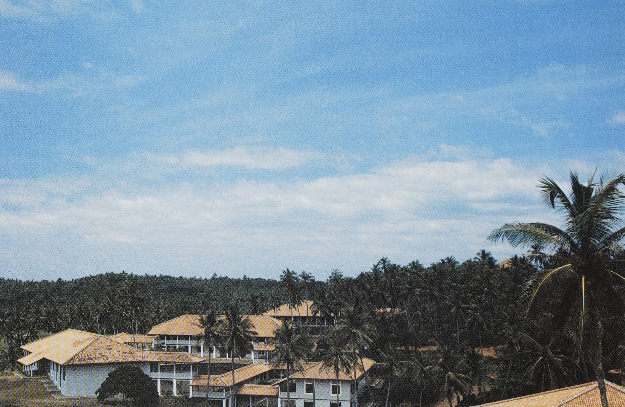 Science Faculty, Arts Faculty, Library and Administration Building ...
