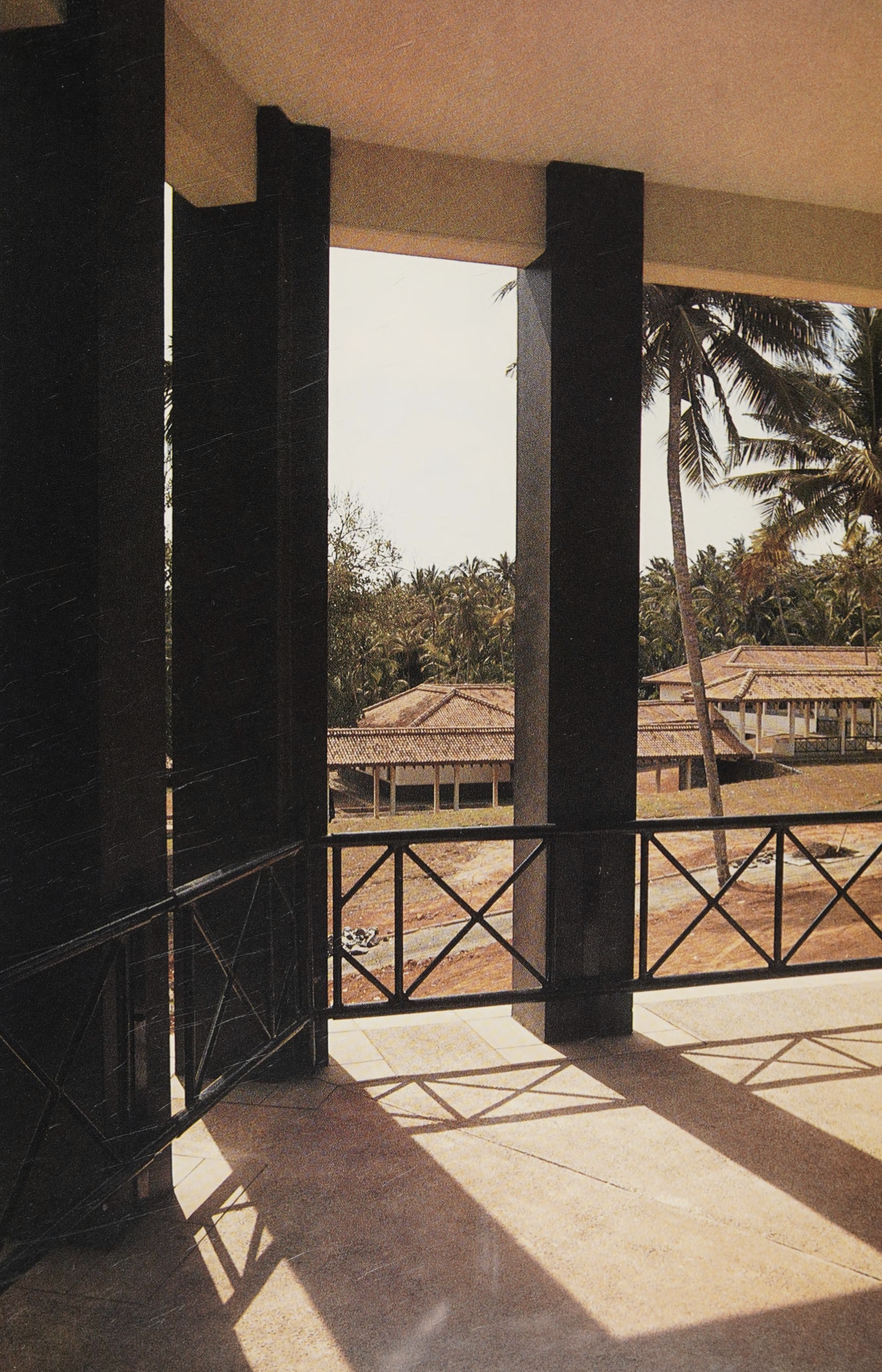 Science Faculty, Arts Faculty, Library and Administration Building ...