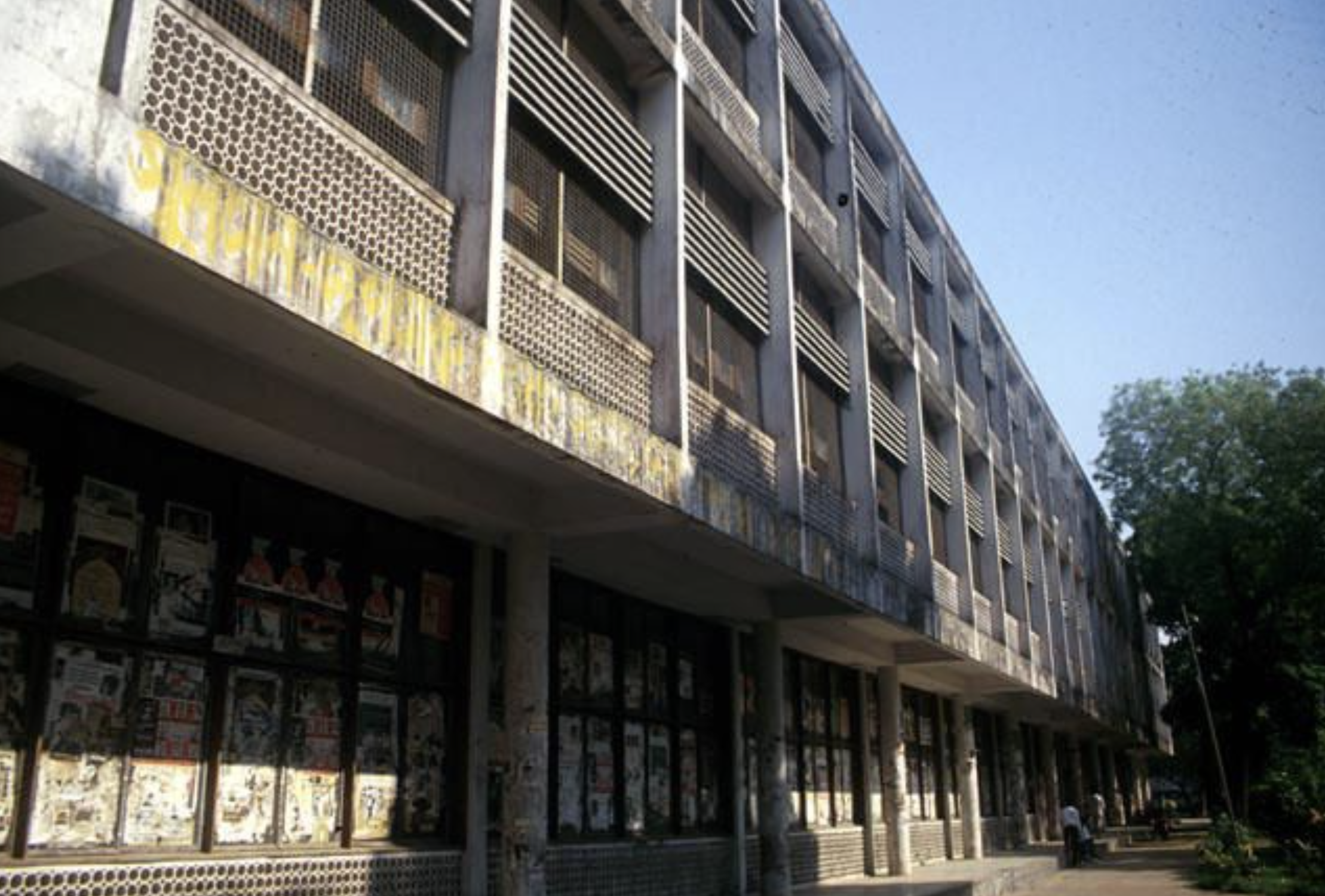 Dhaka University Library