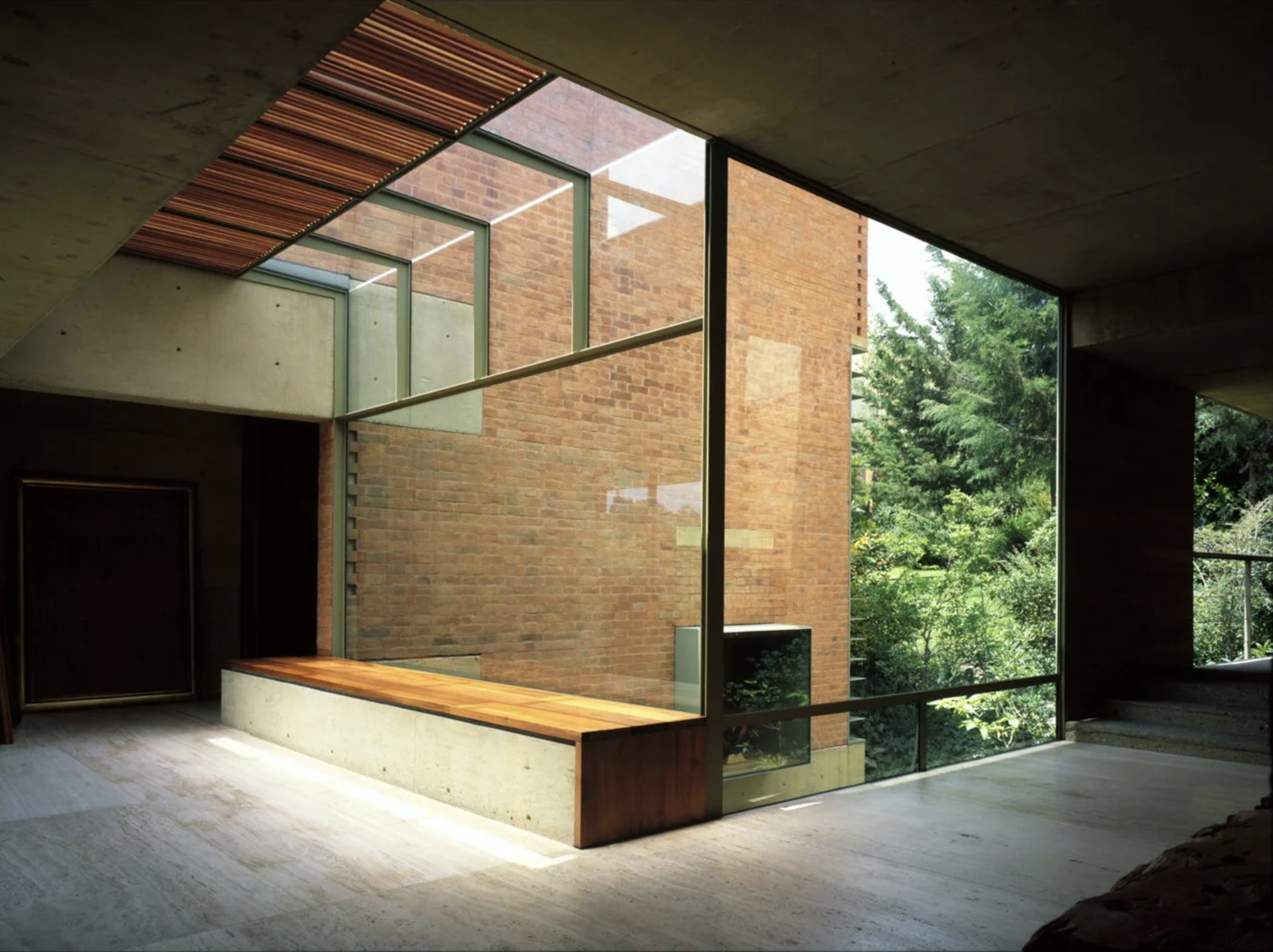 CASA MOJADA
