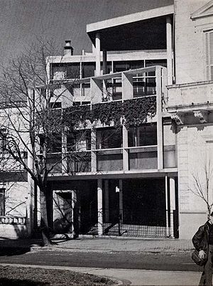 LE CORBUSIER