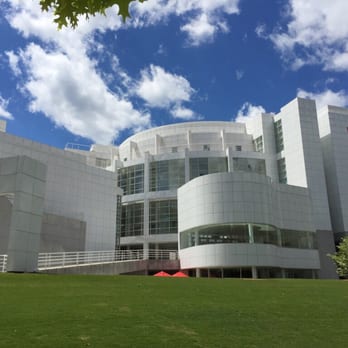 RICHARD MEIER