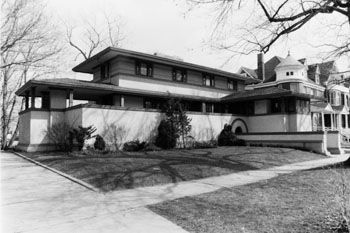 FRANK LLOYD WRIGHT